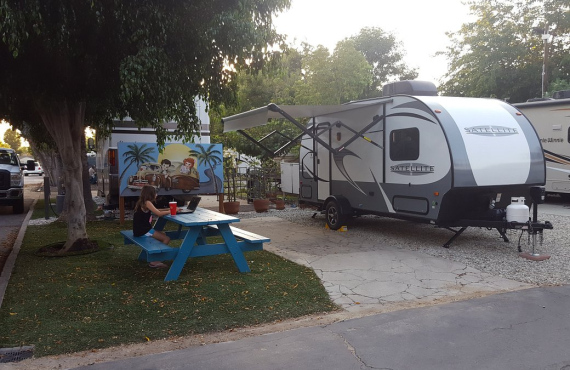Camping Hollywood RV Park - Los Angeles : Prix, photos et avis