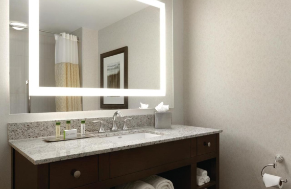 DoubleTree Boston Bayside : Rates, photos and reviews