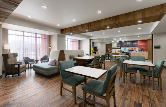 Hôtel Hampton Inn Oakhurst - Yosemite : Prix, photos et avis