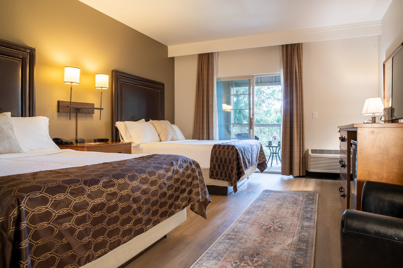 Running Y Resort Hotel - Klamath Falls : Rates, photos & reviews